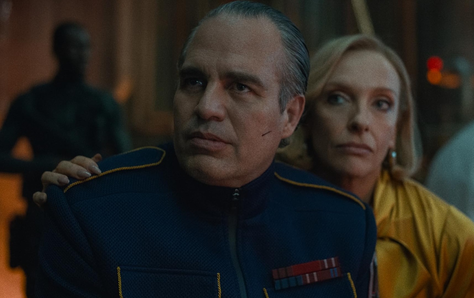 Mickey 17: la recensione del sarcastico film coi cloni di Bong Joon-ho ...