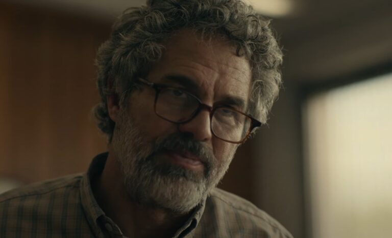 Task: la recensione dei 7 episodi della miniserie con Mark Ruffalo (su ...